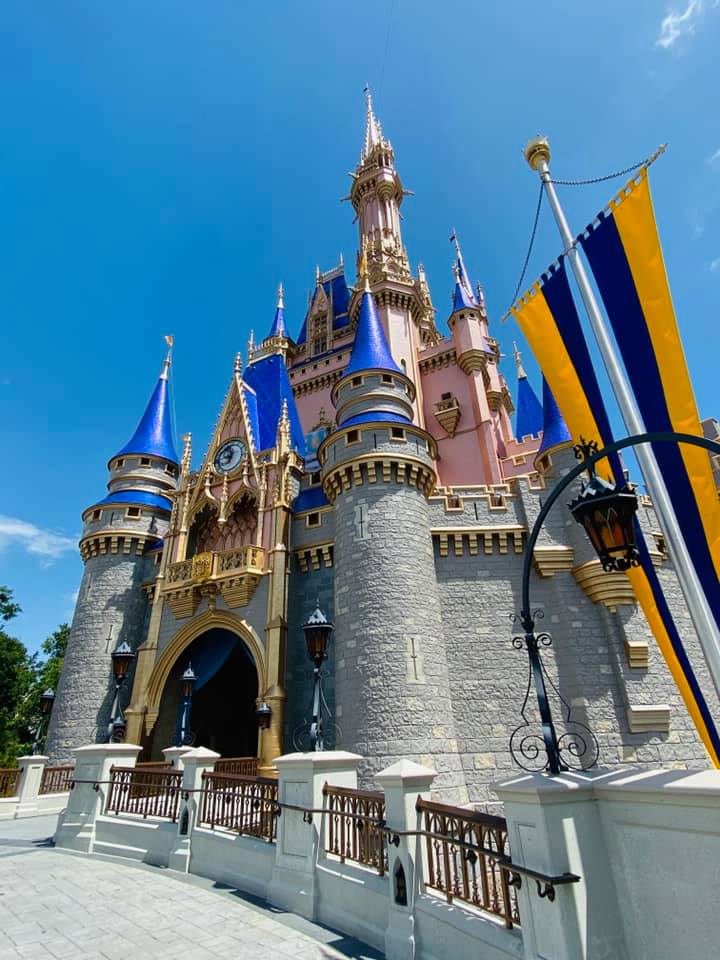 Dressed and Ready for Magic! - Disney Fashion Blog