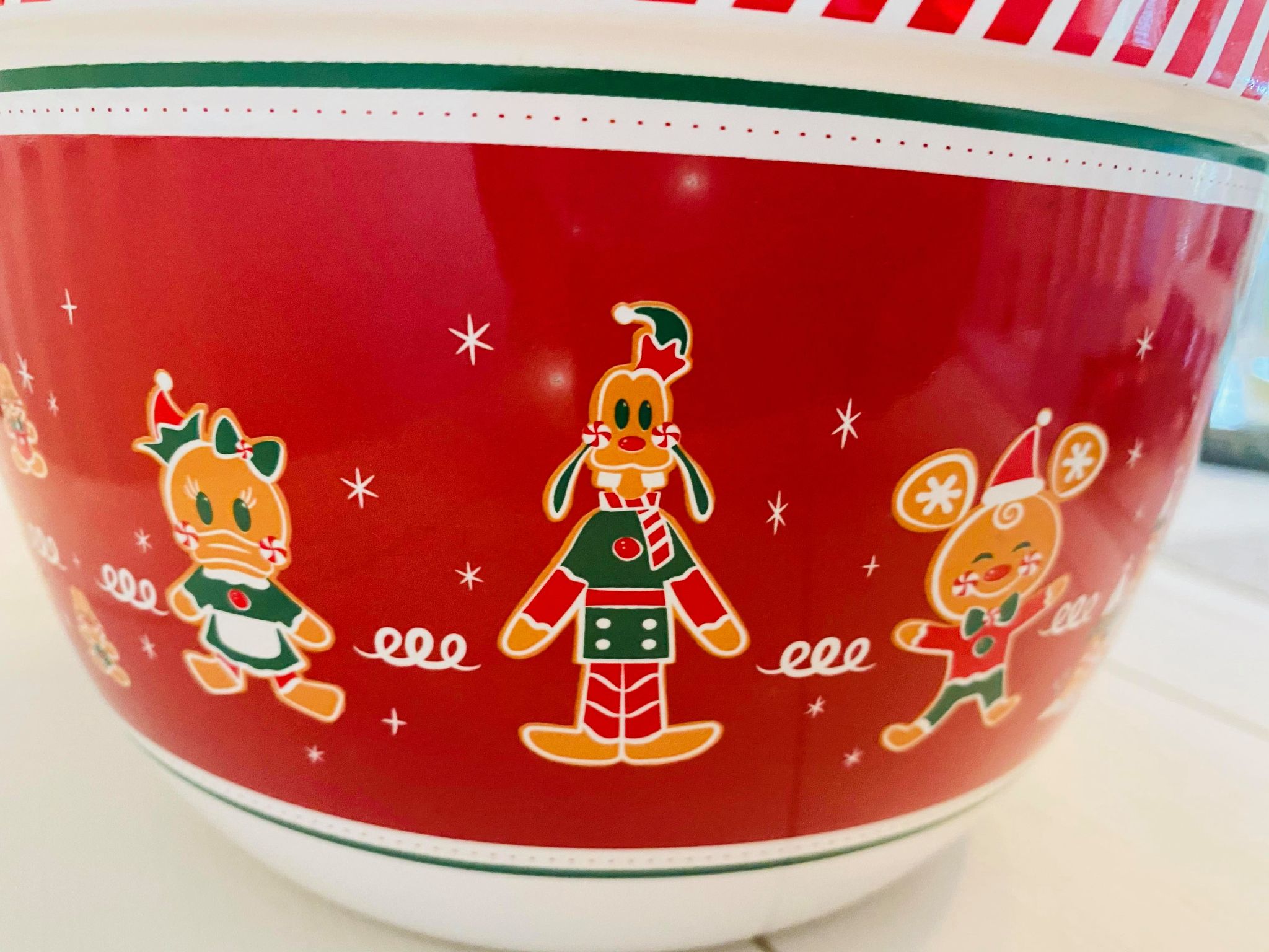 Mix Up Some Sweet Disney Treats with this Holiday Baking Set! - Disney ...