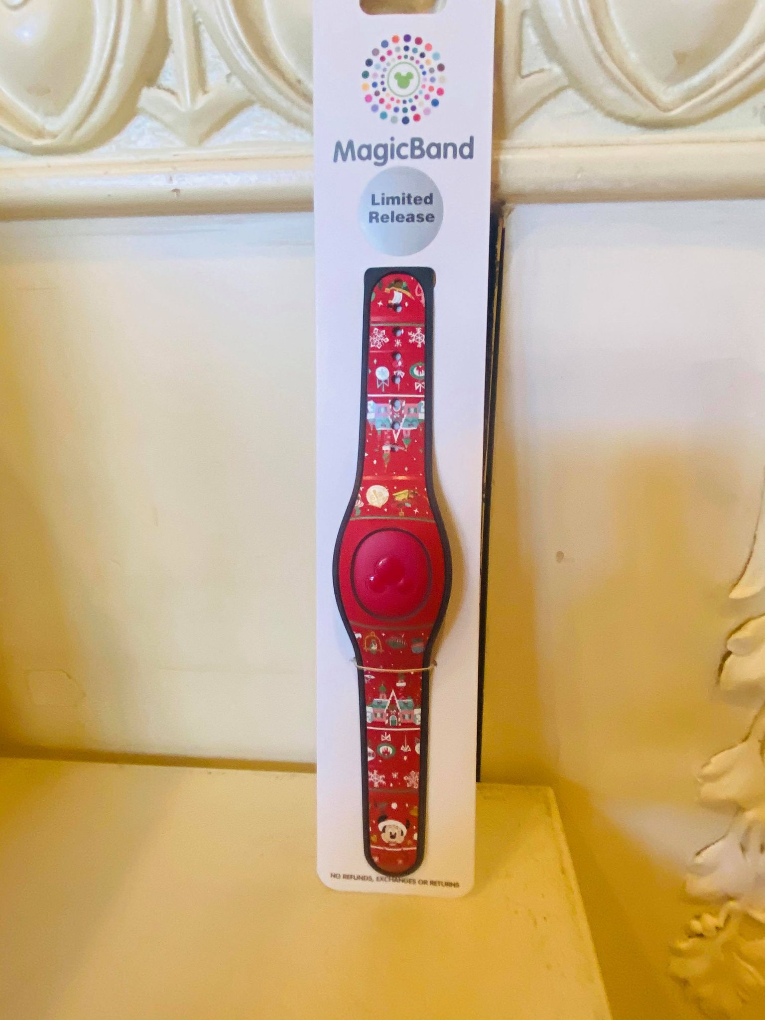 Limited Release Holiday MagicBand Now Available - Disney Fashion Blog